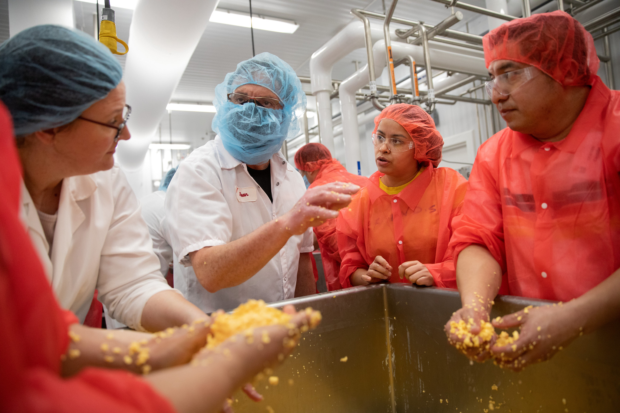 CDR offers cheese making course for Spanish-speakers – CALS News